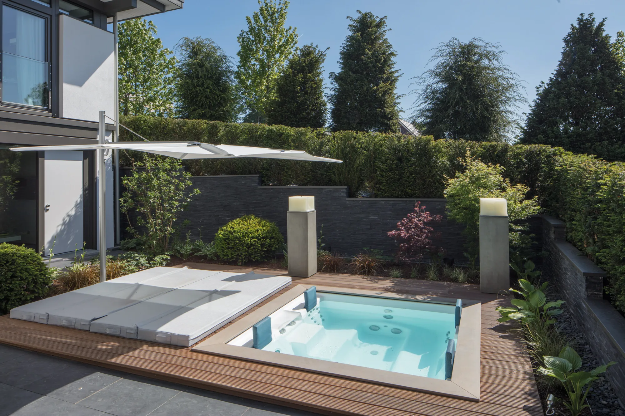 Outdoor vs. Indoor Whirlpool - die Unterschiede